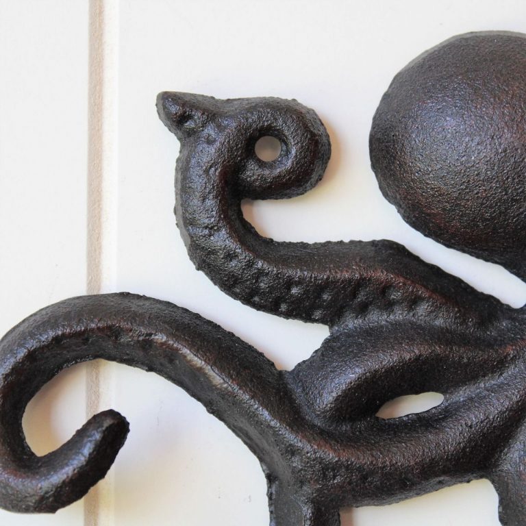 Cast Iron Octopus Key Holder With 6 Hooks | Dalisay