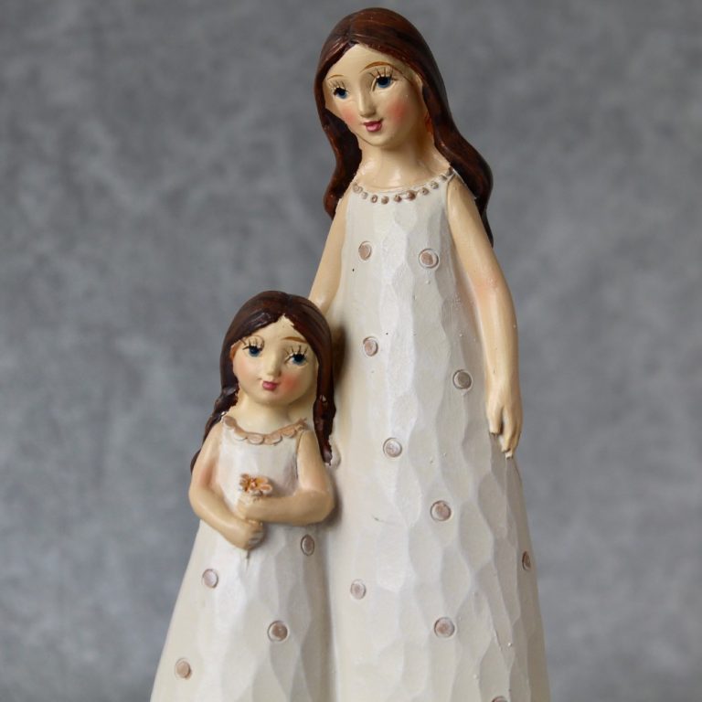 Loving Mother And Daughter Resin Statue | Dalisay