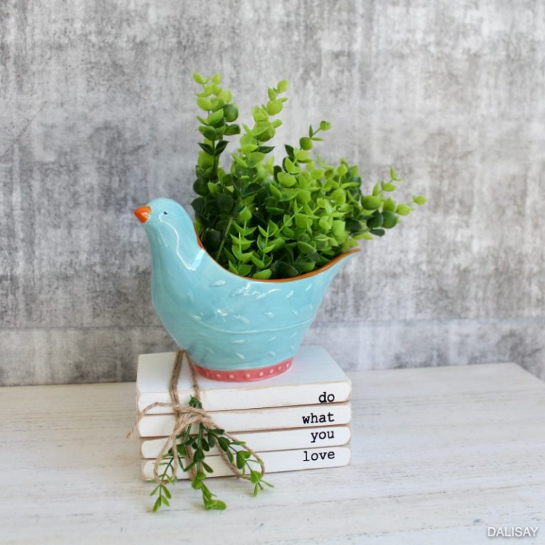 Light Blue Bird Planter Pot, 24cm | Dalisay