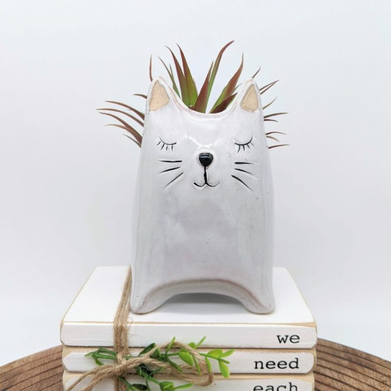 White Cat Succulent Planter Pot, 19cm | Dalisay