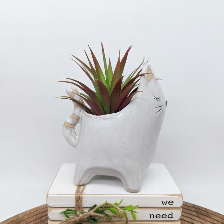 White Cat Succulent Planter Pot, 19cm | Dalisay
