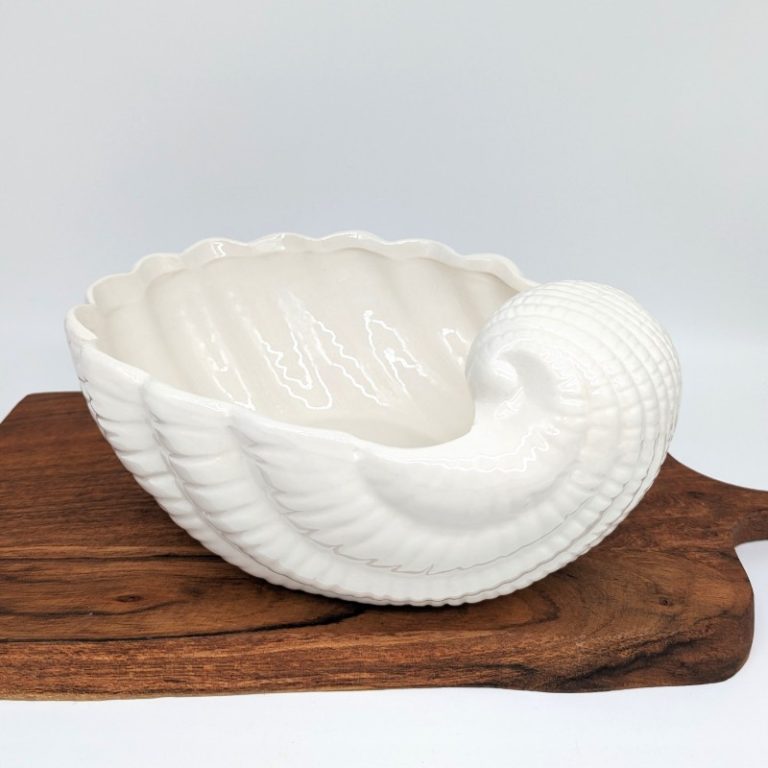 White Clam Shell Ceramic Planter Pot, 22cm | Dalisay