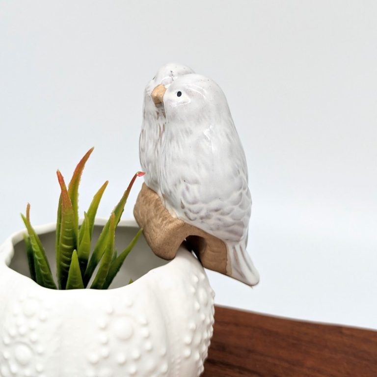 Loving White Birds Pot Sitter Hanger, 8cm | Dalisay
